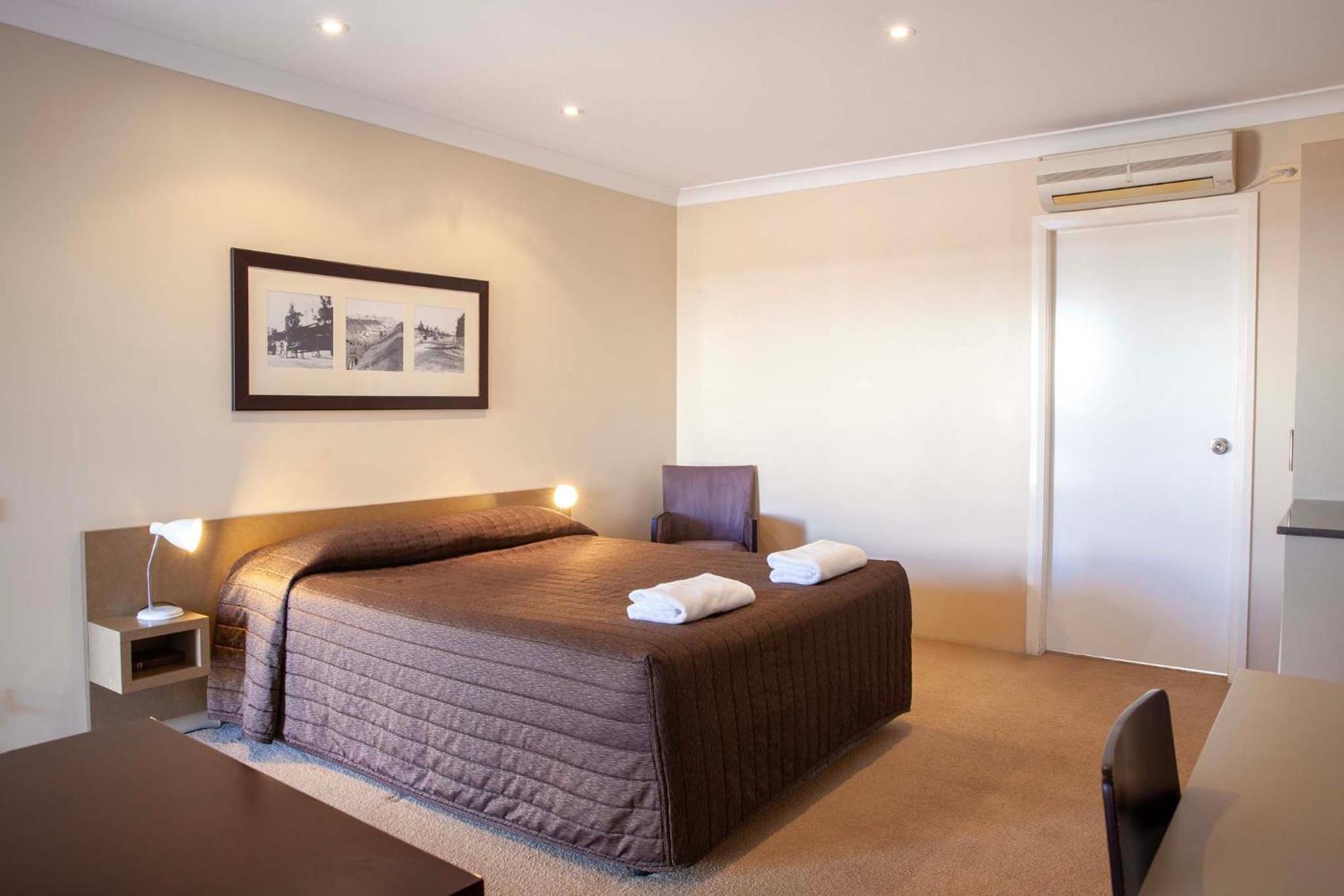 HOTEL KIDMAN WAYSIDE INN | ⋆⋆⋆⋆ | GRIFFITH, AUSTRALIA | SEASON DEALS ...