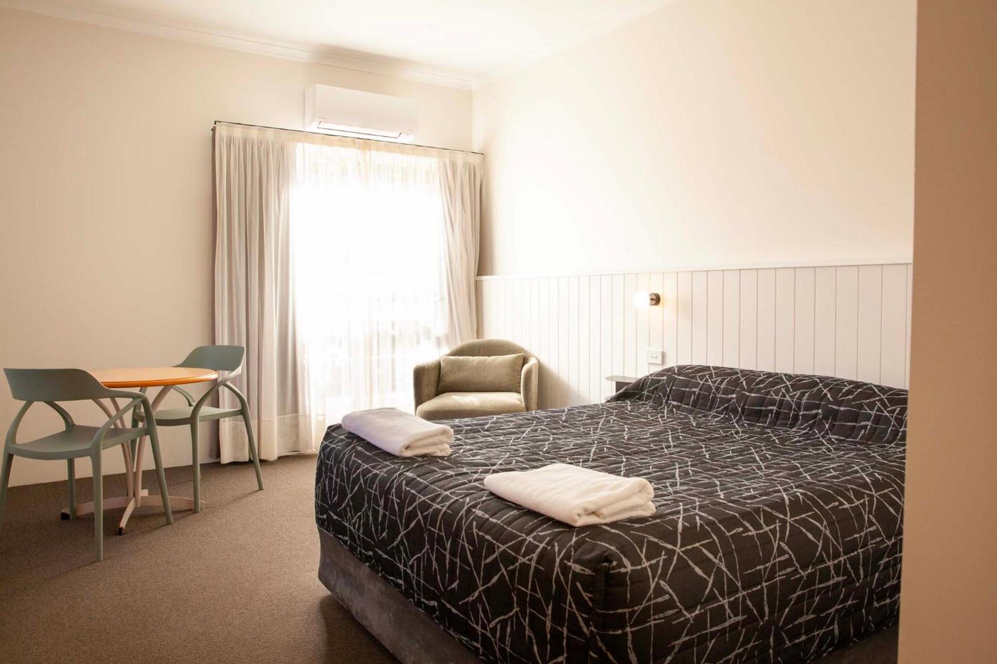 HOTEL KIDMAN WAYSIDE INN | ⋆⋆⋆⋆ | GRIFFITH, AUSTRALIA | SEASON DEALS ...