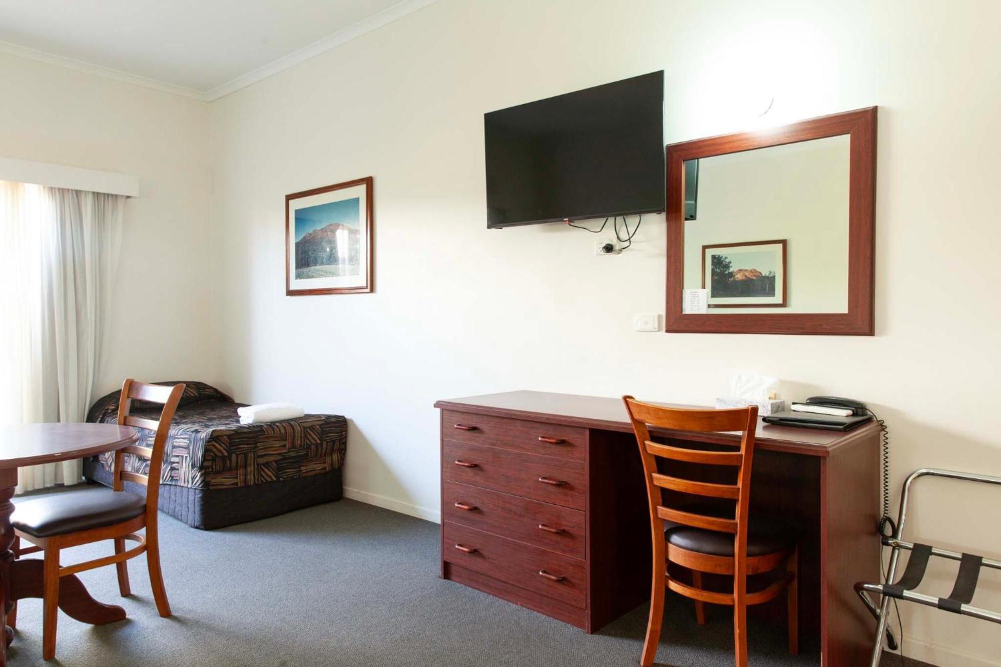 HOTEL KIDMAN WAYSIDE INN | ⋆⋆⋆⋆ | GRIFFITH, AUSTRALIA | SEASON DEALS ...