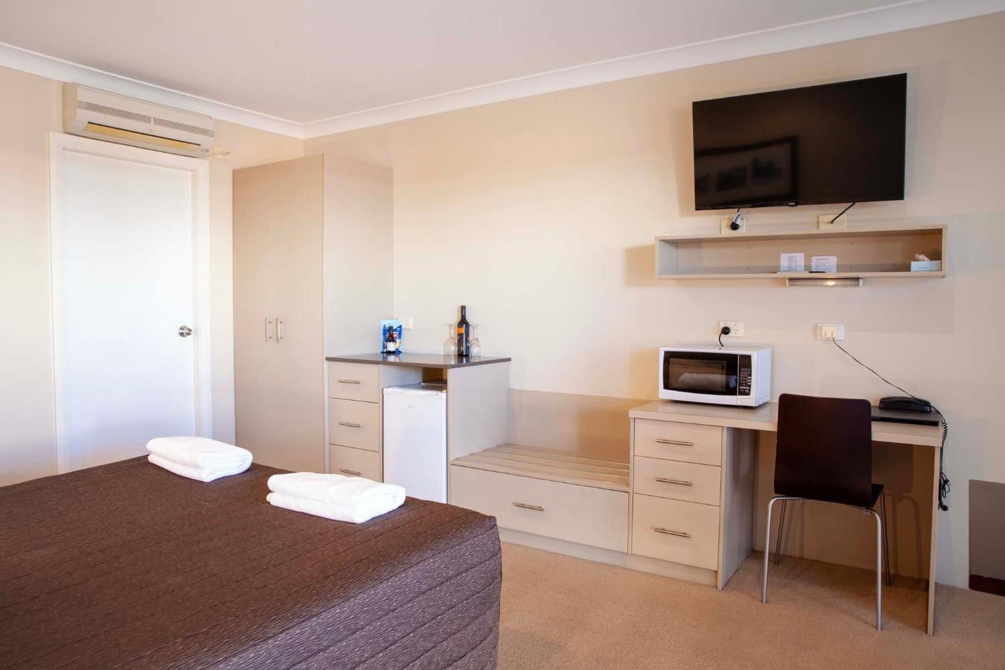 HOTEL KIDMAN WAYSIDE INN | ⋆⋆⋆⋆ | GRIFFITH, AUSTRALIA | SEASON DEALS ...